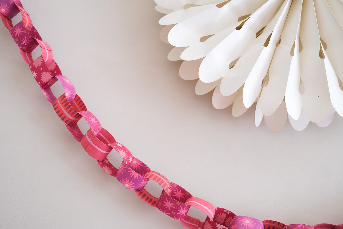 Pink & Red Paper Chain Kit – East End Press