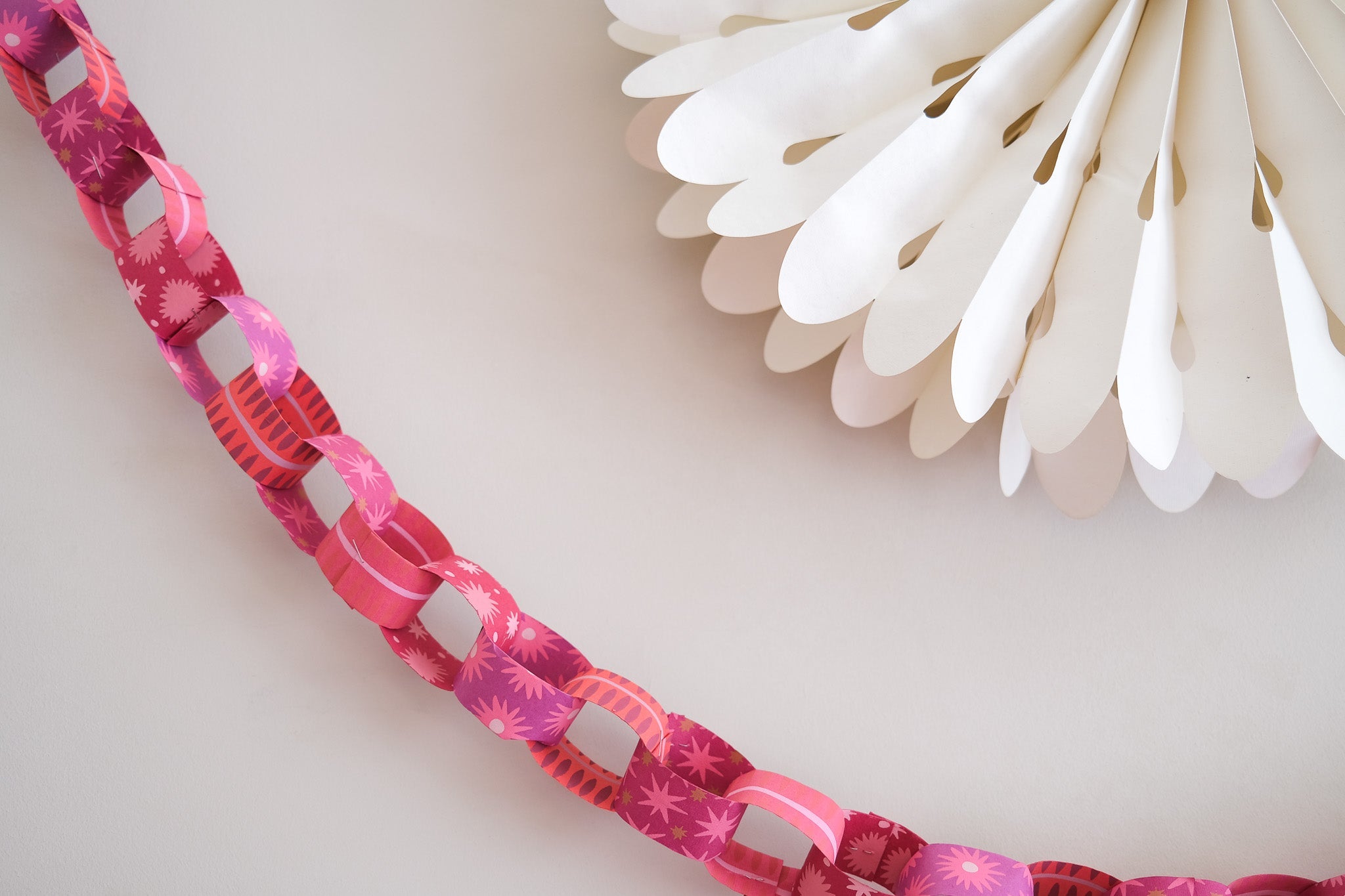 Pink & Red Paper Chain Kit – East End Press